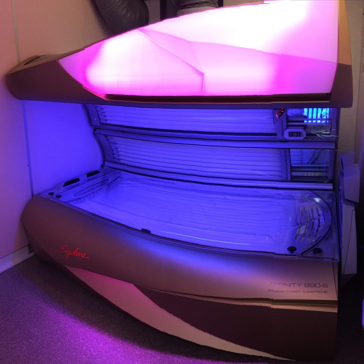 Megasun Space 2000 – solardebronzat.ro